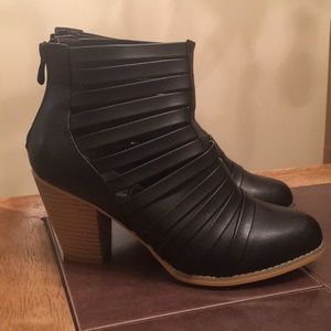 Anna | Shoes | Anna Wedge Ankle Boots | Poshmark